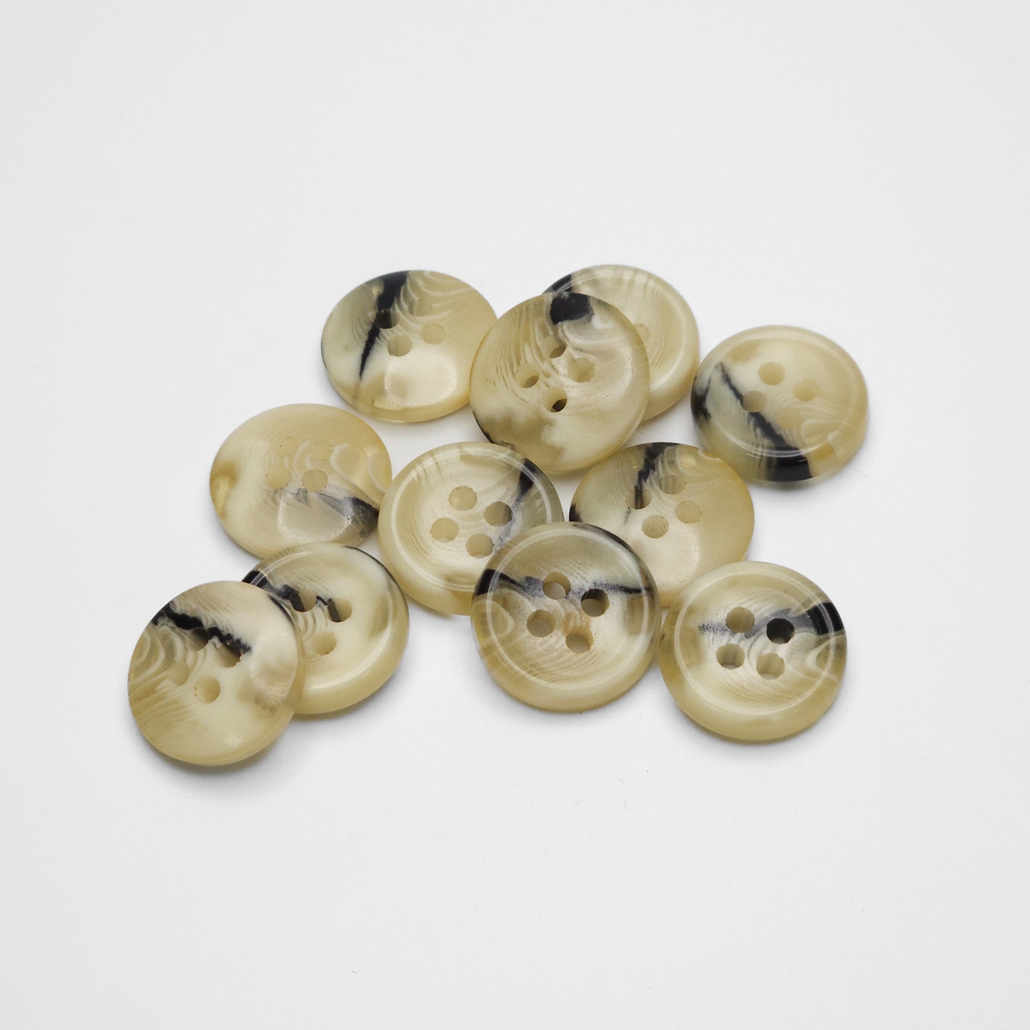 Découvrez la plus grande sélection de boutons pour vos projets de ...