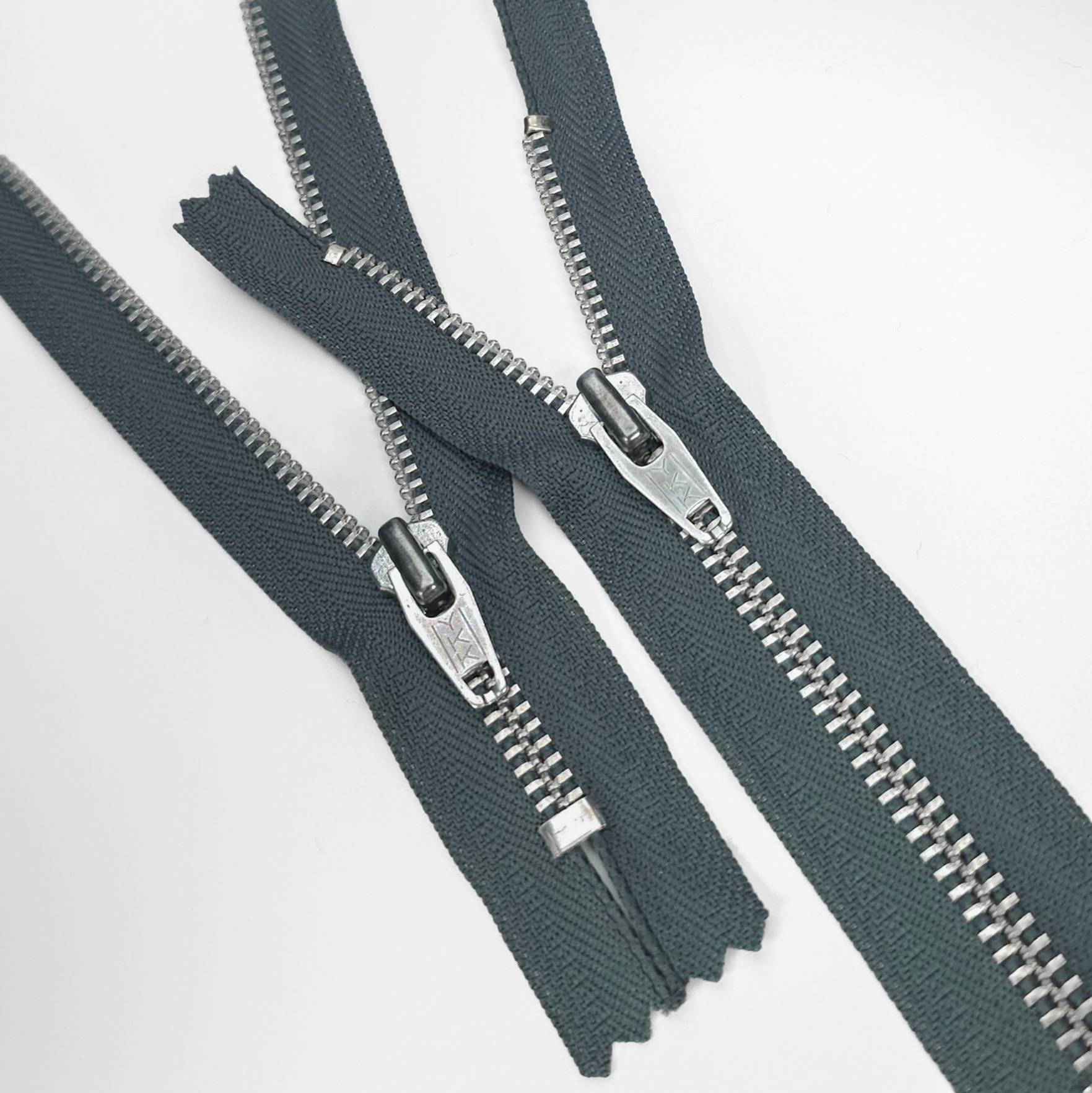 Buy Quality Zippers Online | Large Selection for Sewing | Les Tissées