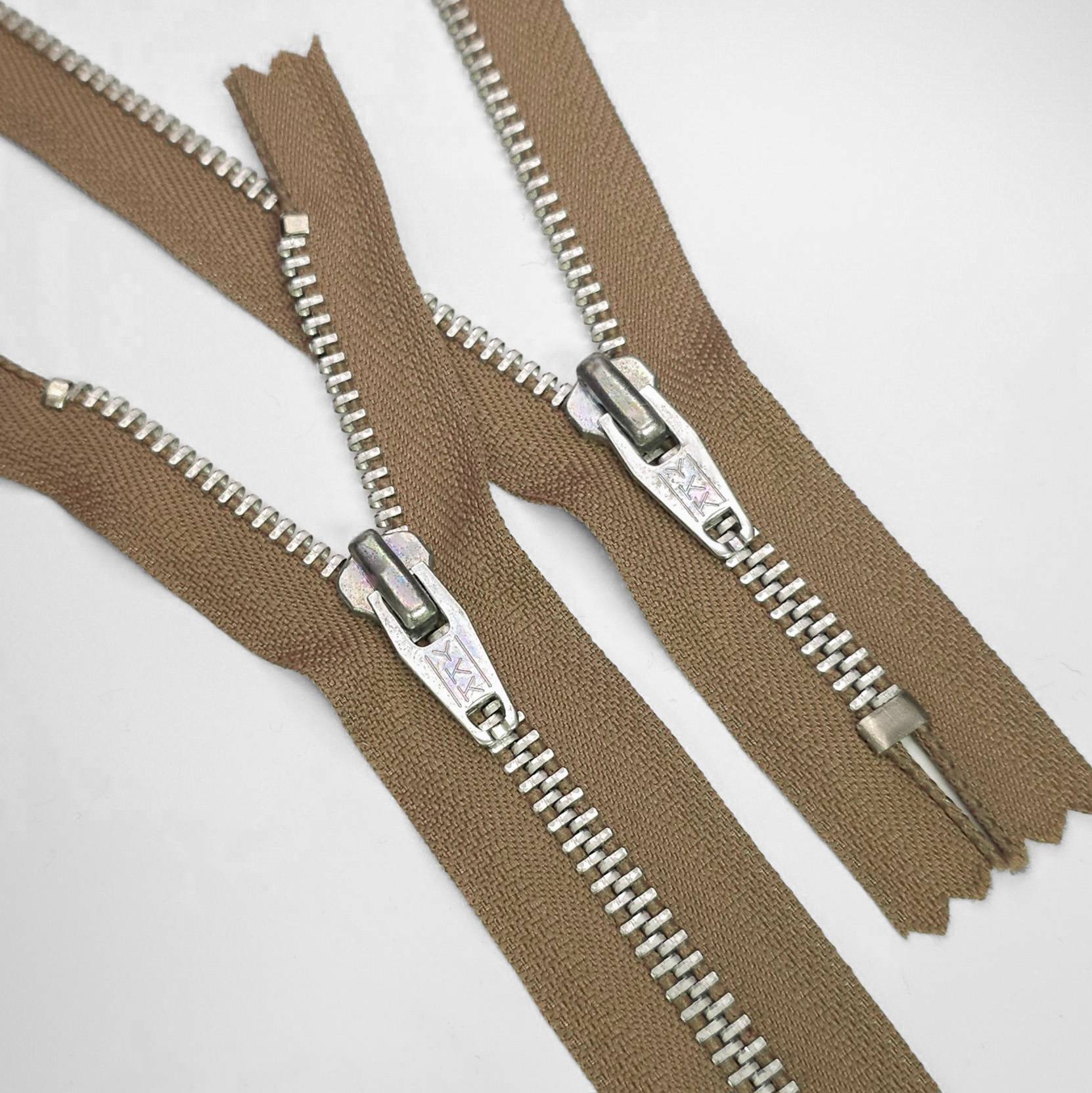 Buy Quality Zippers Online | Large Selection for Sewing | Les Tissées