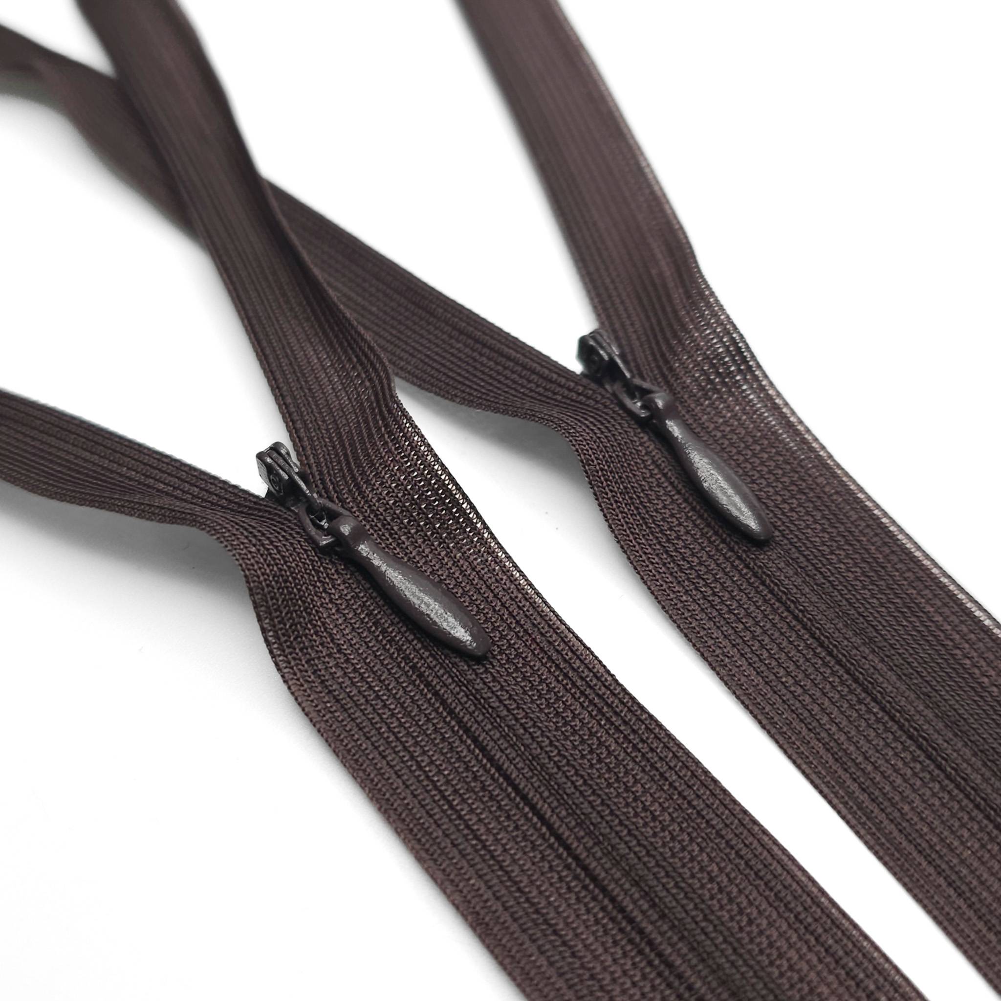 Largest Selection of Zippers for Sewing Online in North America – Les ...
