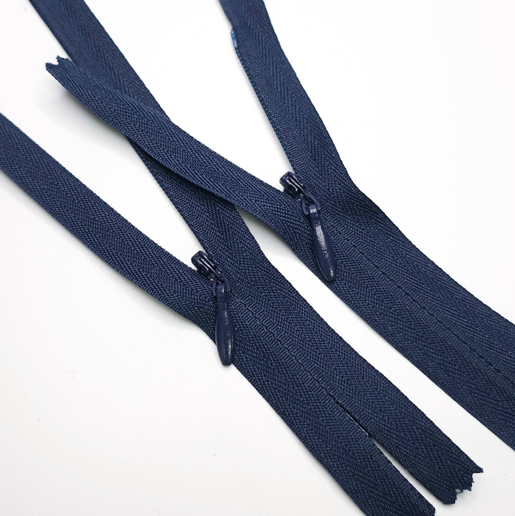 Buy Quality Zippers Online | Large Selection for Sewing | Les Tissées