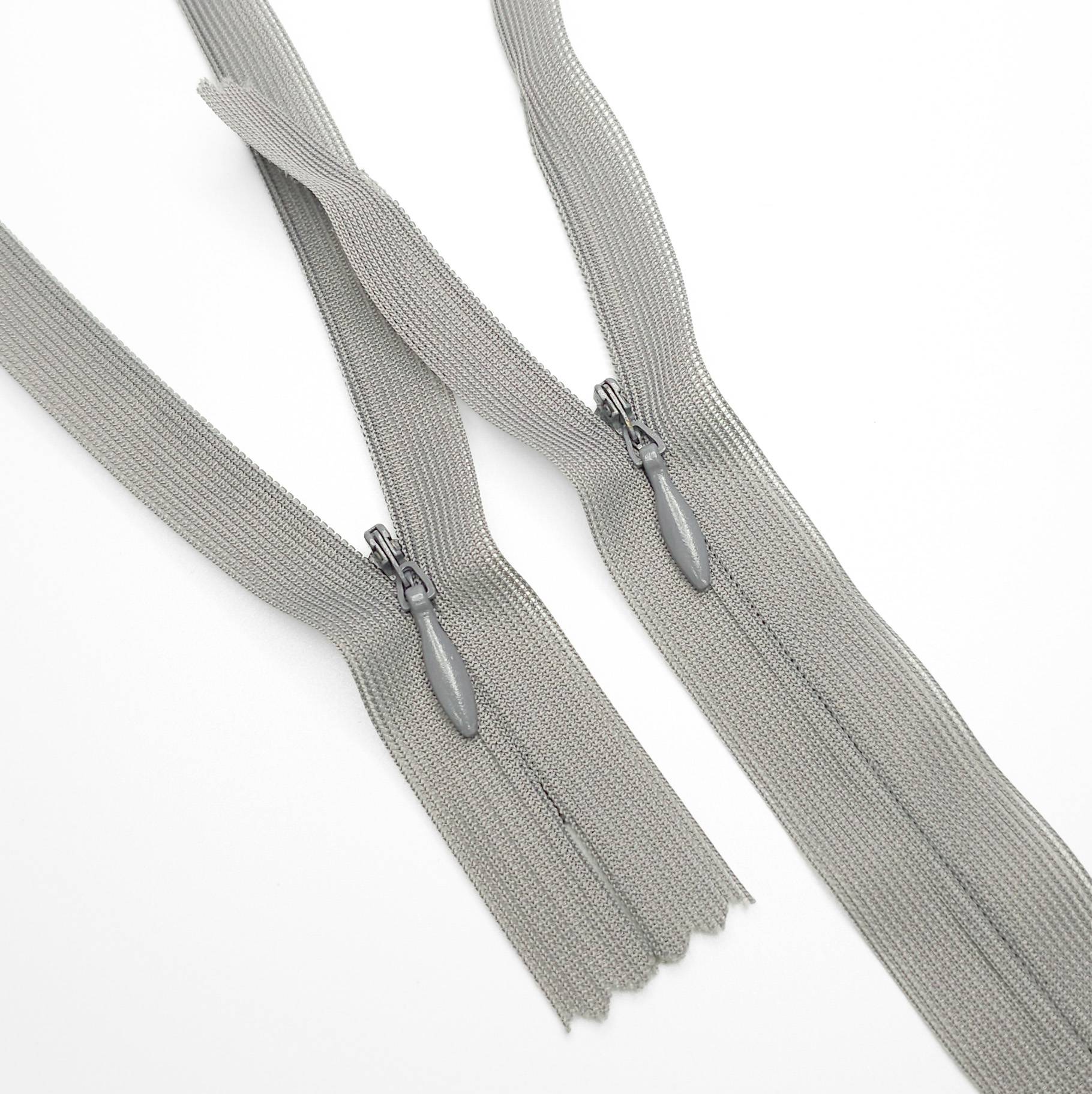 Buy Quality Zippers Online | Large Selection for Sewing | Les Tissées