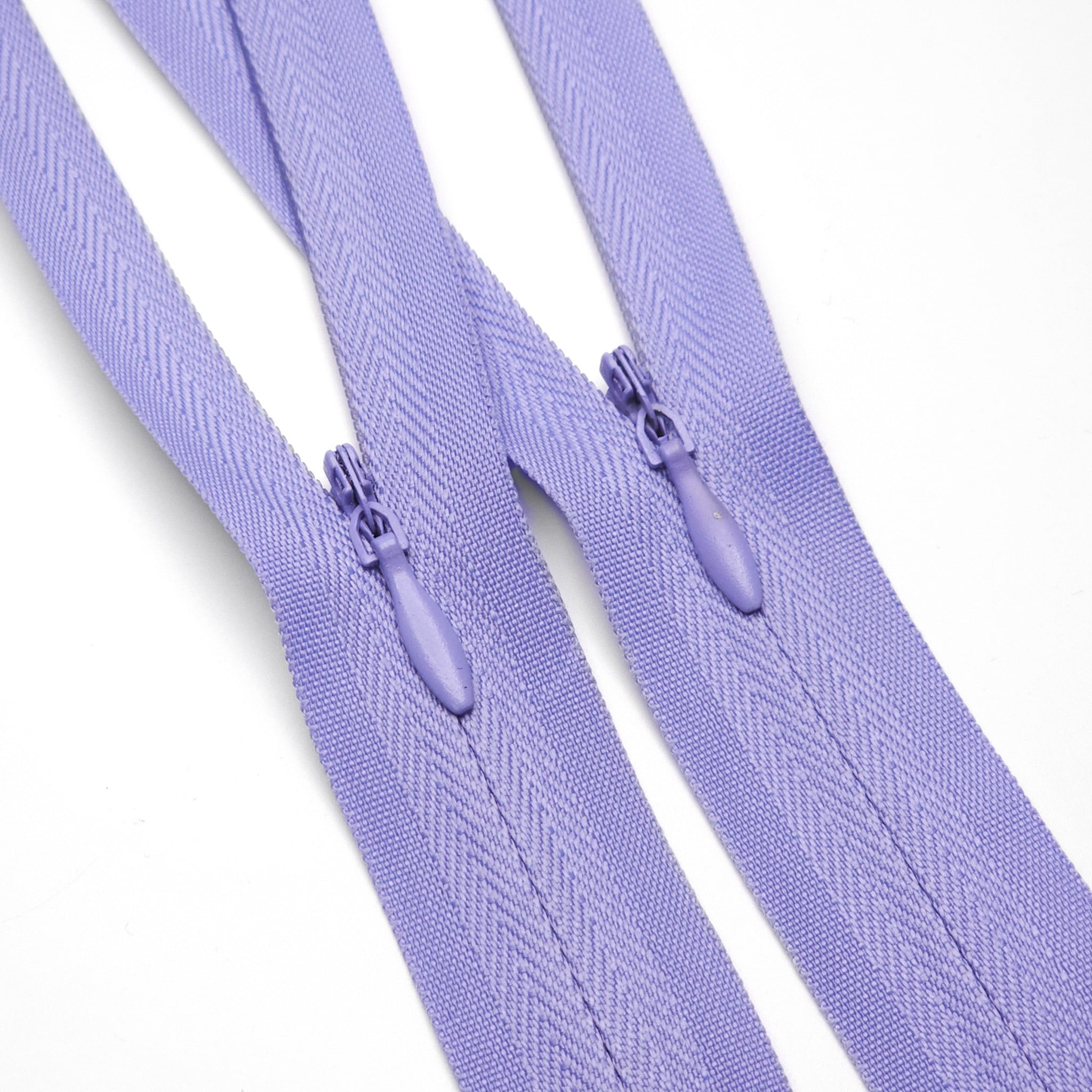 Largest Selection of Zippers in North America | Les Tissées
