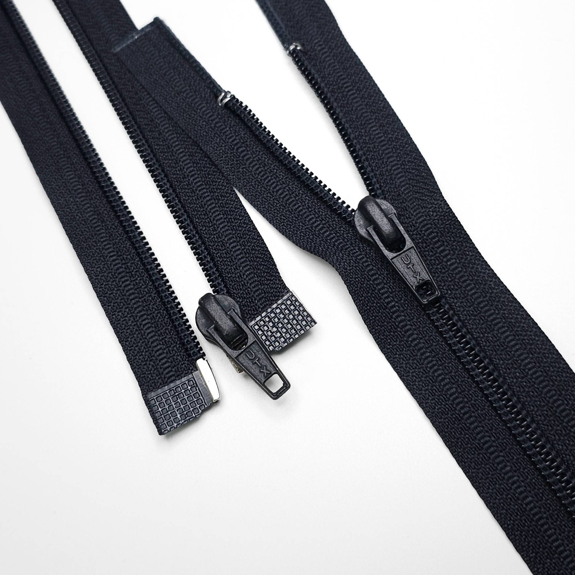 Buy Quality Zippers Online | Large Selection for Sewing | Les Tissées