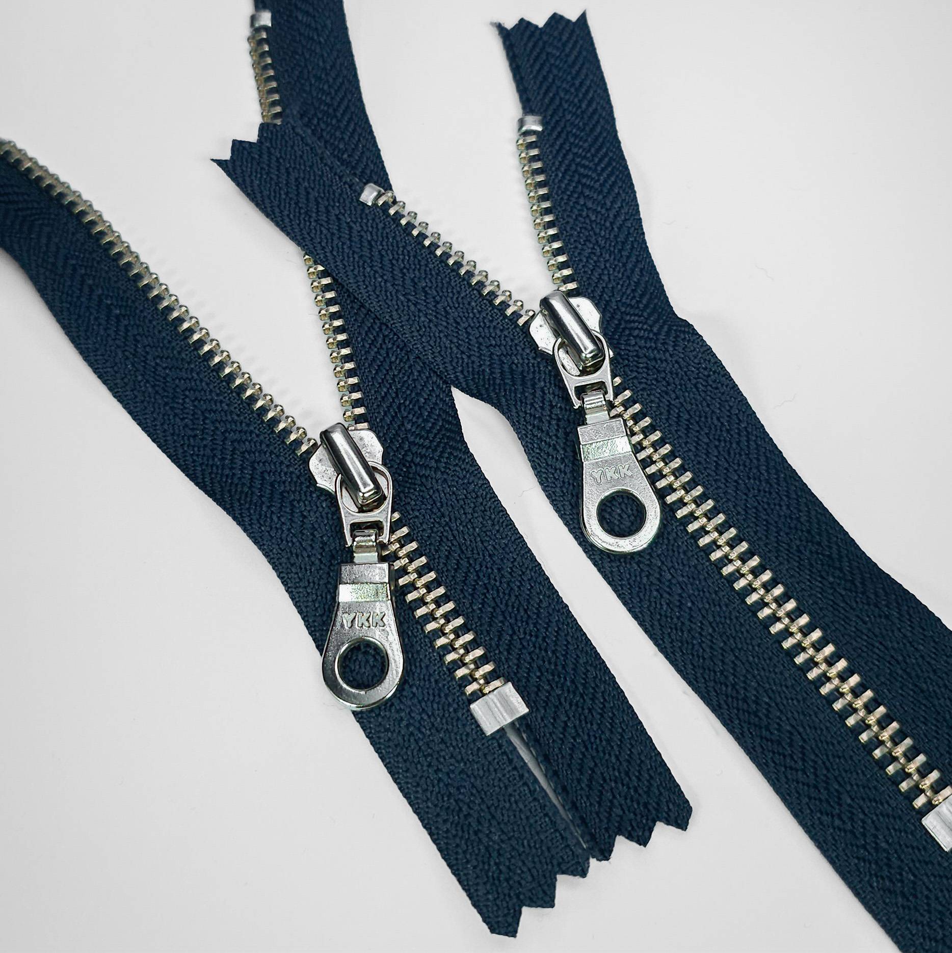 Buy Quality Zippers Online | Large Selection for Sewing | Les Tissées