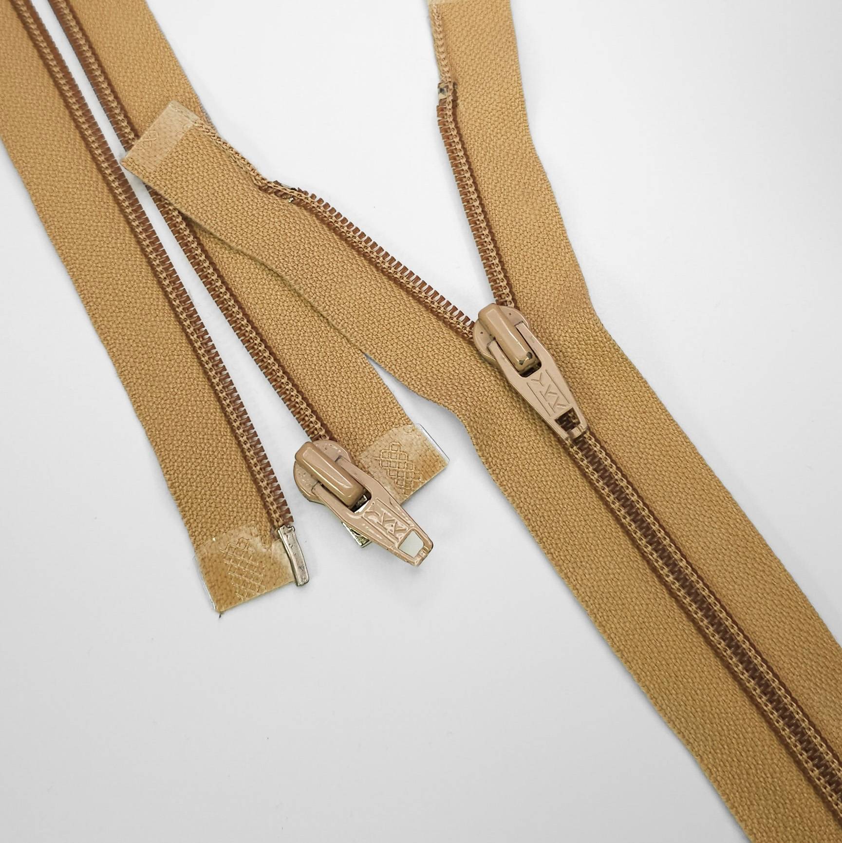 Buy Quality Zippers Online | Large Selection for Sewing | Les Tissées