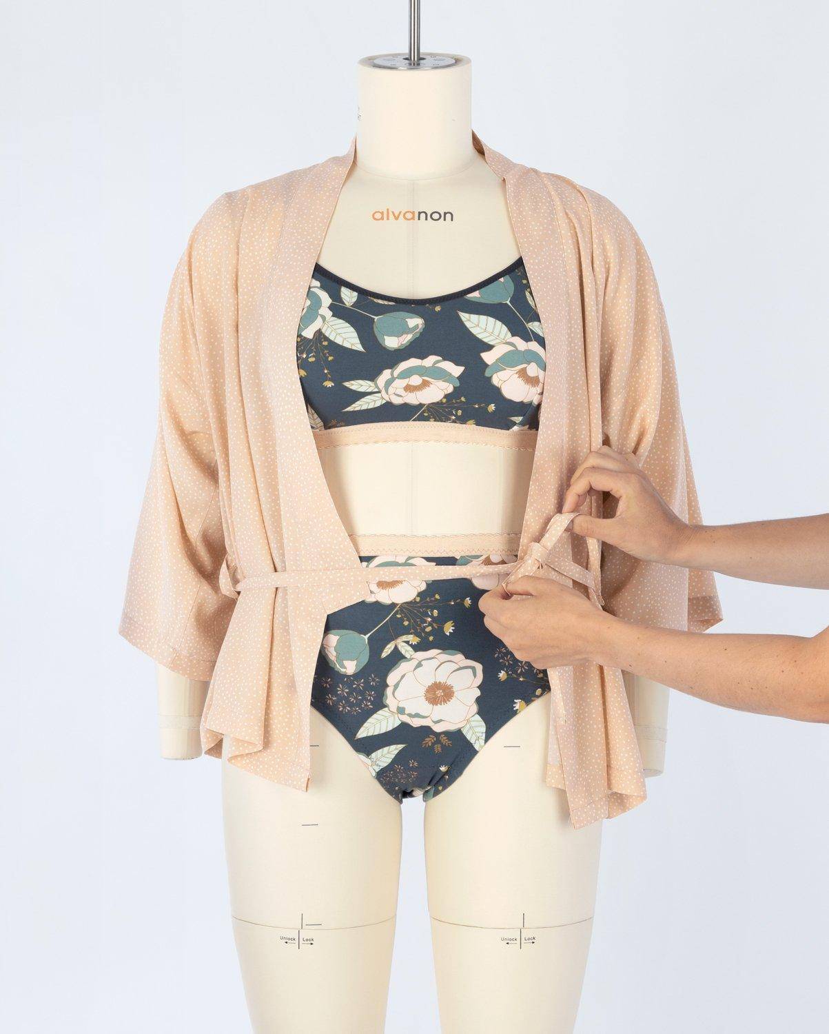 Marie-Josée Women’s Briefs Sewing Pattern | Jalie 3895 – Les Tissées