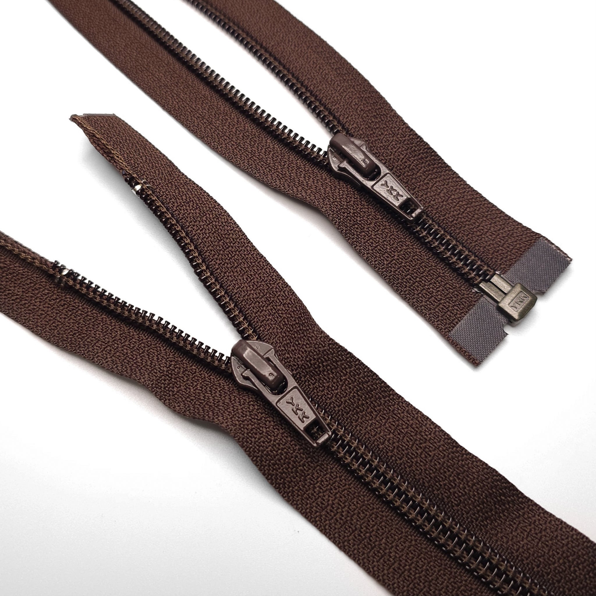 Largest Selection of Zippers for Sewing Online in North America | Les ...